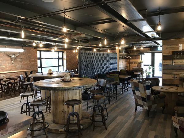 Nineteen Bar and Grill - Golf19