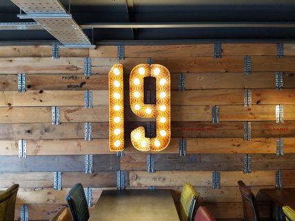 Nineteen Bar and Grill - Golf19