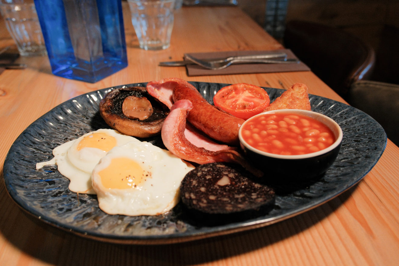 Nineteen Bar and Grill - Golf19